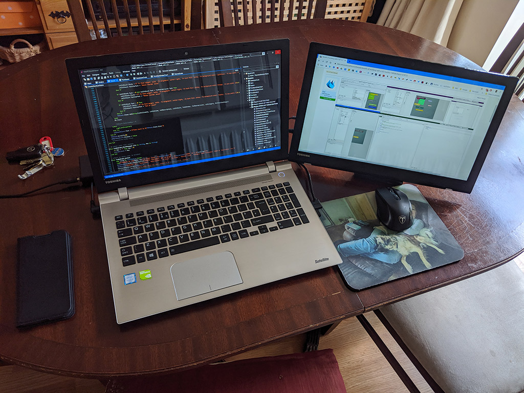 Benefit of working with a 43'' monitor | B4X Programming Forum